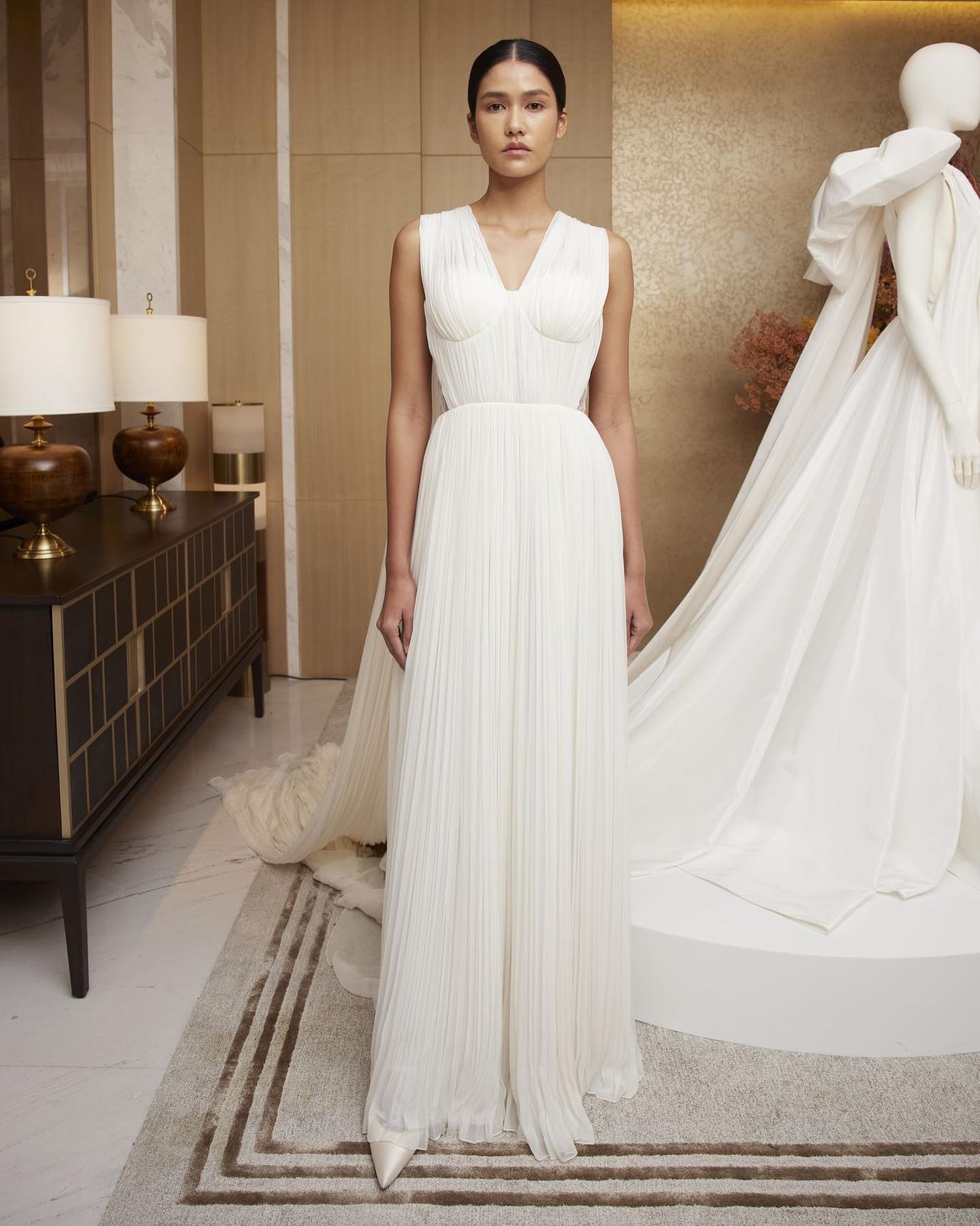 เปิดที่มา “JUNE BRIDE” พร้อม 10 ชุดเจ้าสาวคอลเลคชั่นล่าสุดจาก ‘ASAVA ...