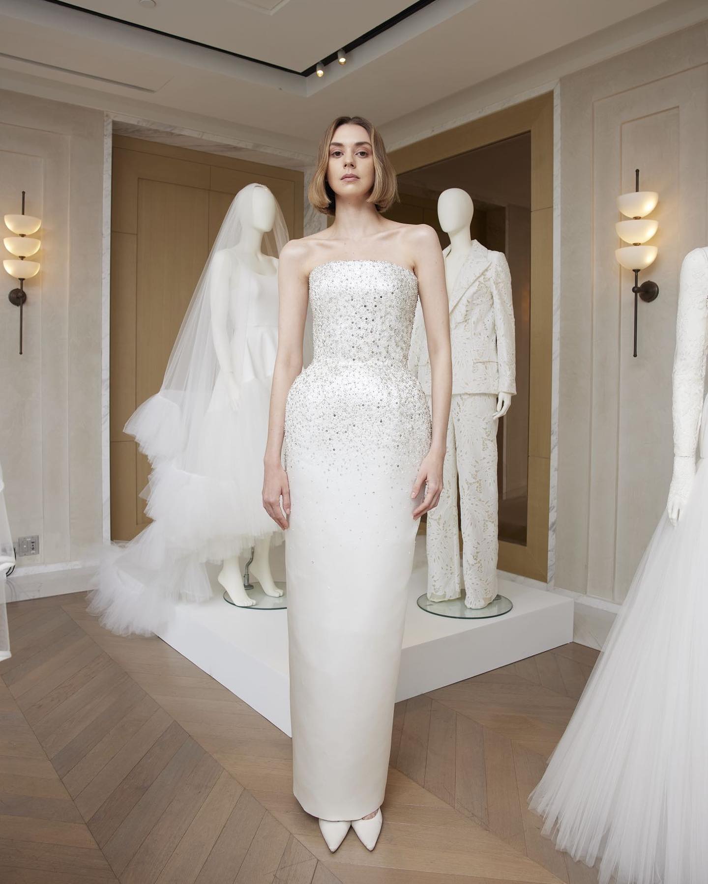 เปิดที่มา “JUNE BRIDE” พร้อม 10 ชุดเจ้าสาวคอลเลคชั่นล่าสุดจาก ‘ASAVA ...