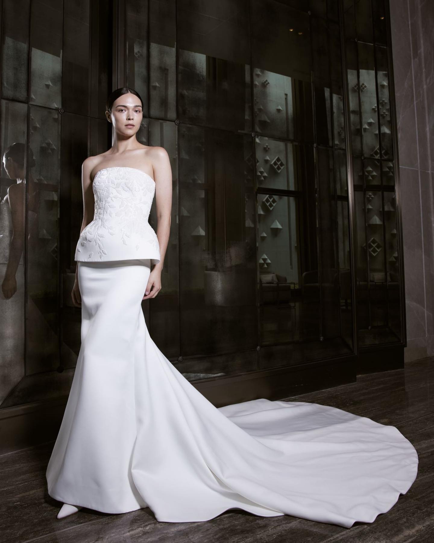 เปิดที่มา “JUNE BRIDE” พร้อม 10 ชุดเจ้าสาวคอลเลคชั่นล่าสุดจาก ‘ASAVA ...