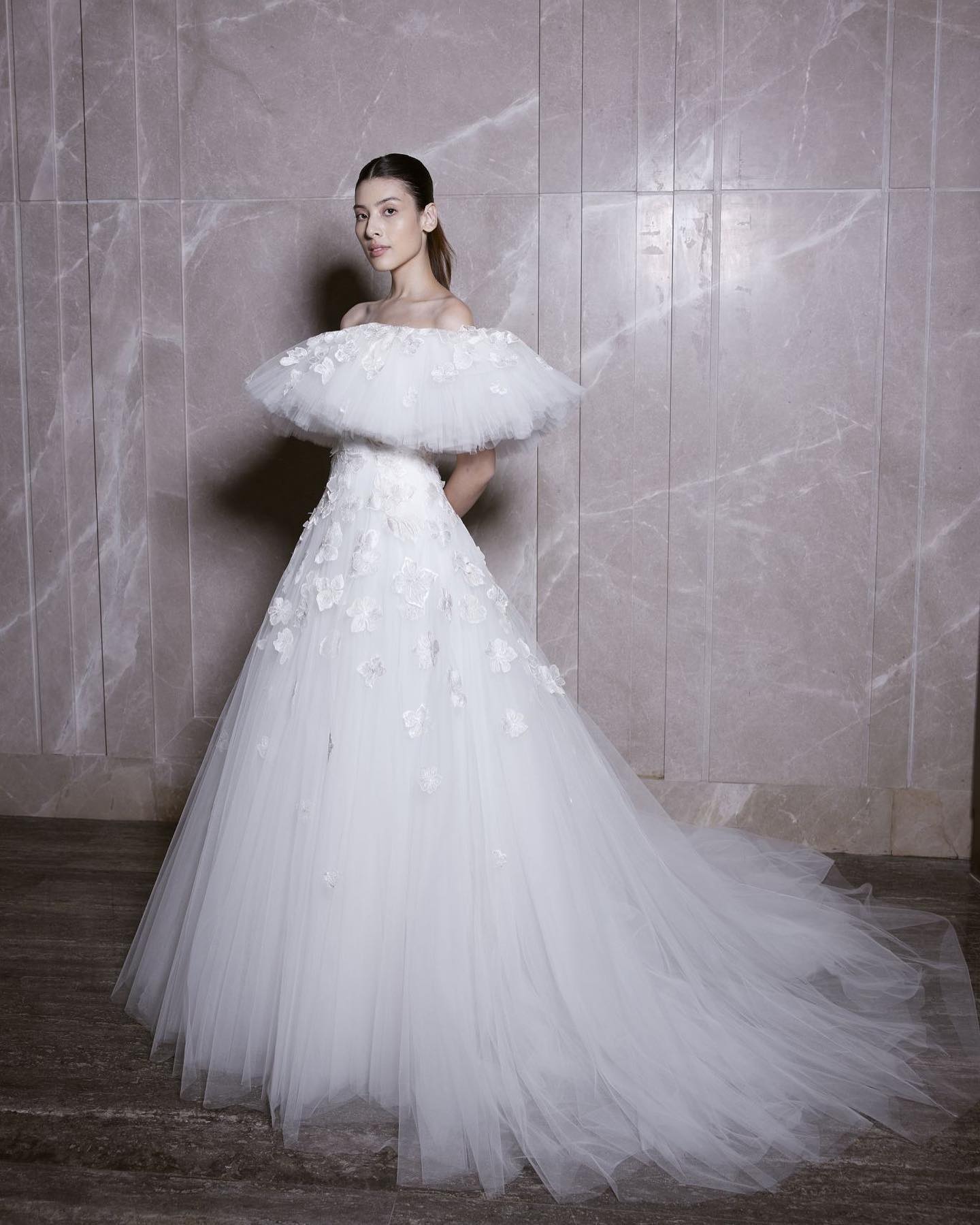 เปิดที่มา “JUNE BRIDE” พร้อม 10 ชุดเจ้าสาวคอลเลคชั่นล่าสุดจาก ‘ASAVA ...